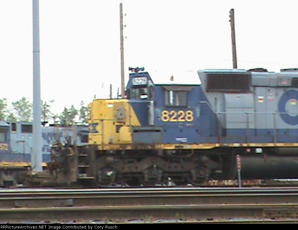 CSX 8228